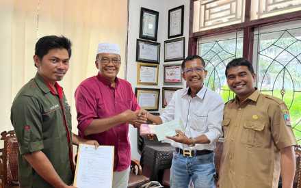 PT. Incasi Raya Serahkan Bantuan Untuk Pembangunan Masjid Al Ikhwan ...